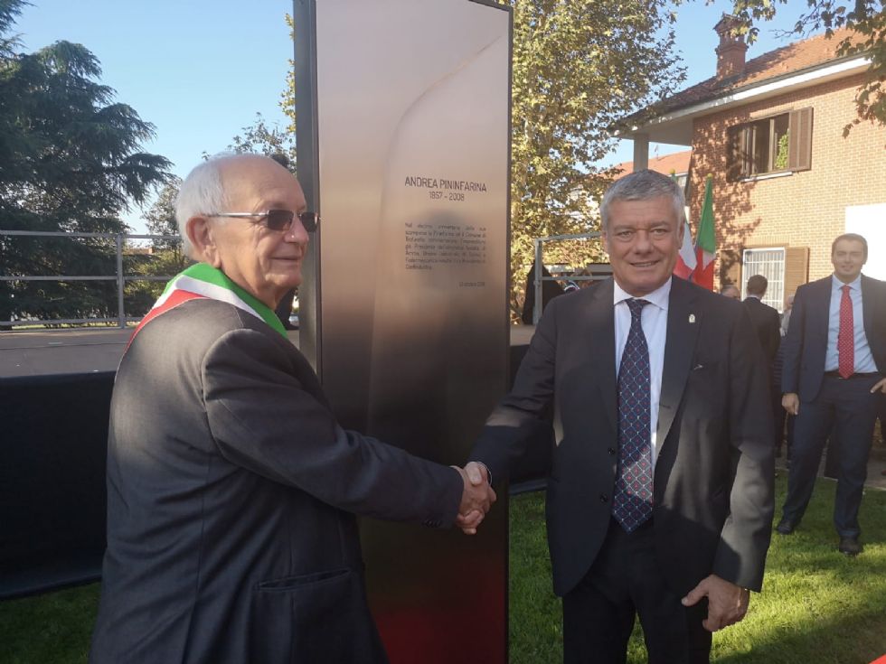 TROFARELLO - Nasce il giardino "Andrea Pininfarina": inaugurato in via ...