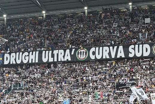 MONCALIERI - Abusi edilizi: la Digos mette i sigilli alla sede dei ...